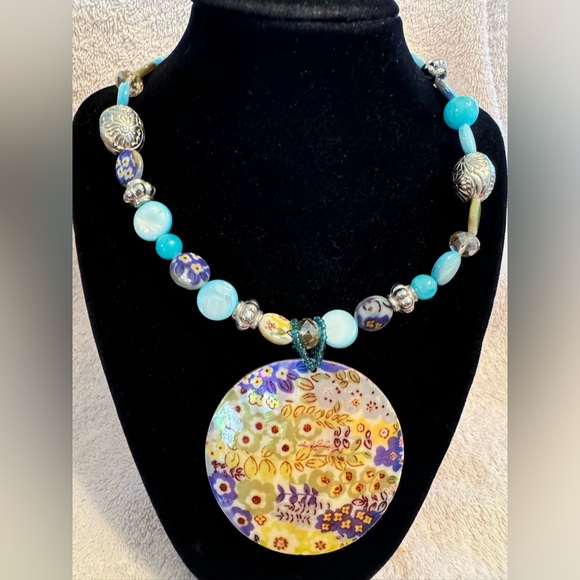 Erica Lyons | Jewelry | Erica Lyons Glass Beaded Abalone Shell Pendant ...